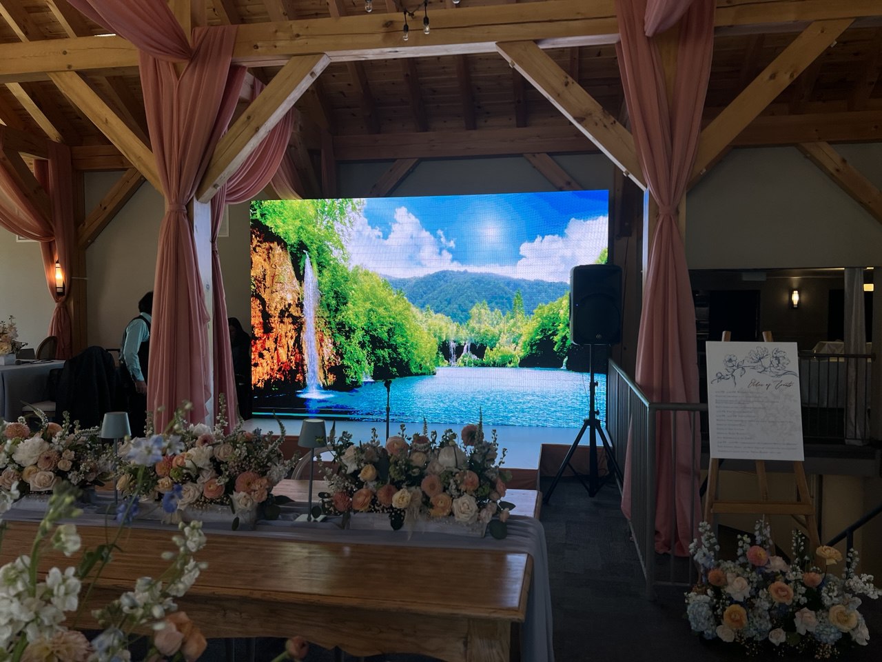 LED Wall Rental in Toronto | Pixelit Rent